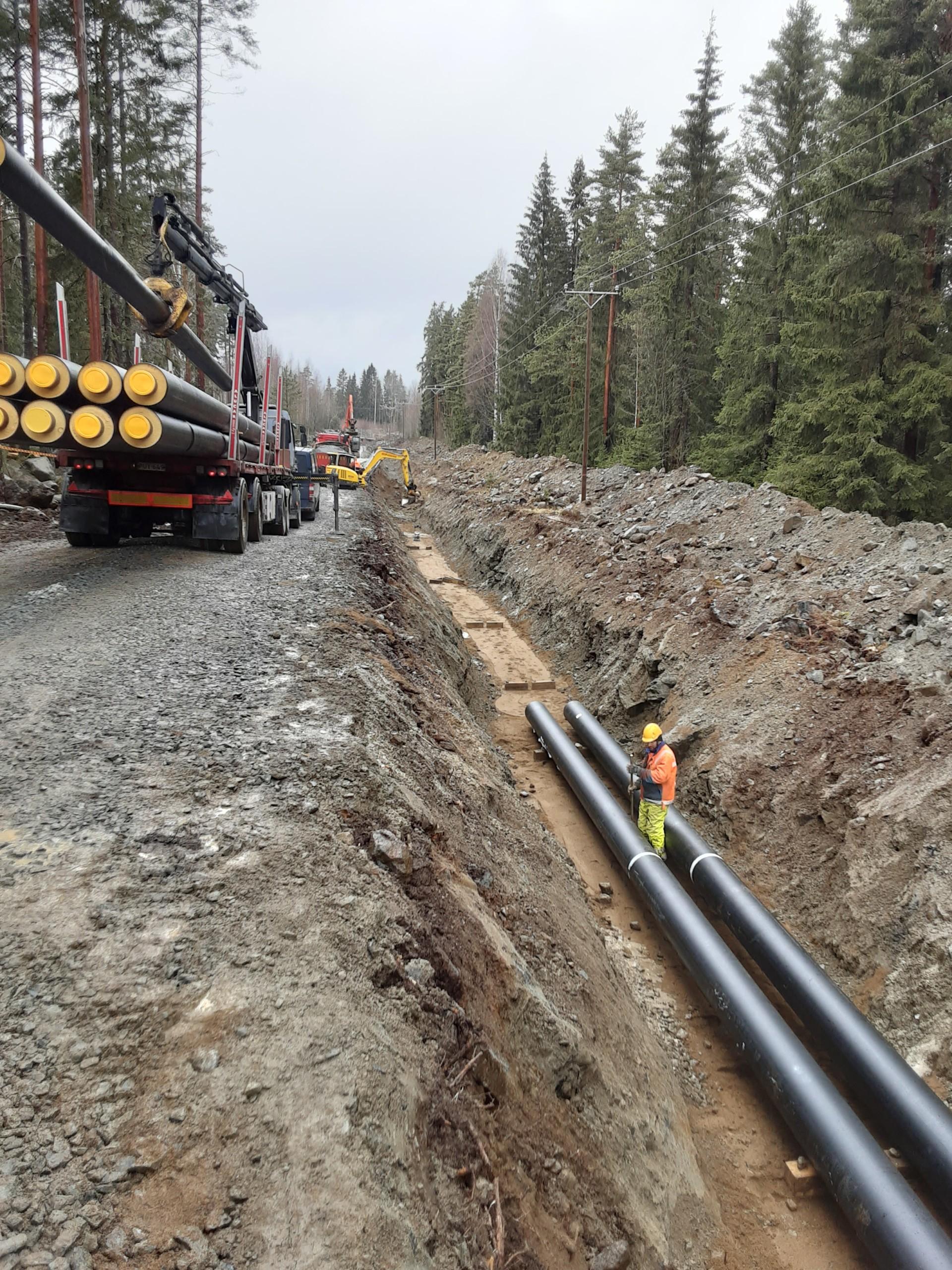 Uusi kaukolämmön runkolinja valmistui Parolannummelle - Loimua